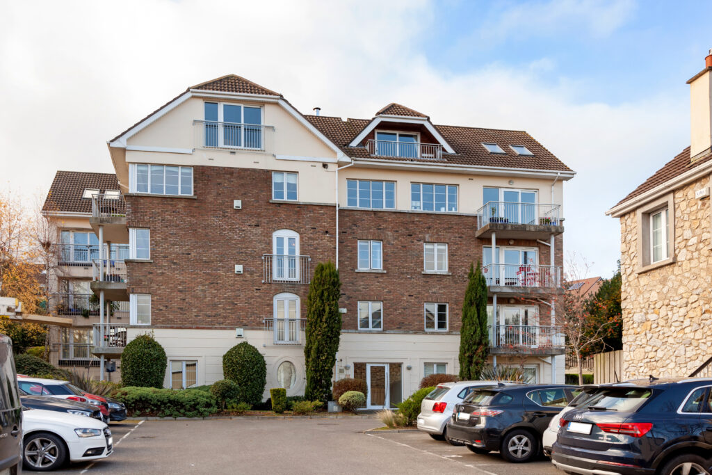9 Meadow Court, Stepaside Park, Dublin 18, D18 W224 - O'Mahony Auctioneers